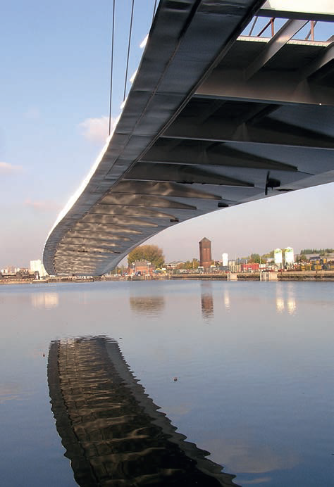 The Footbridge, MediaCityUK - SteelConstruction.info