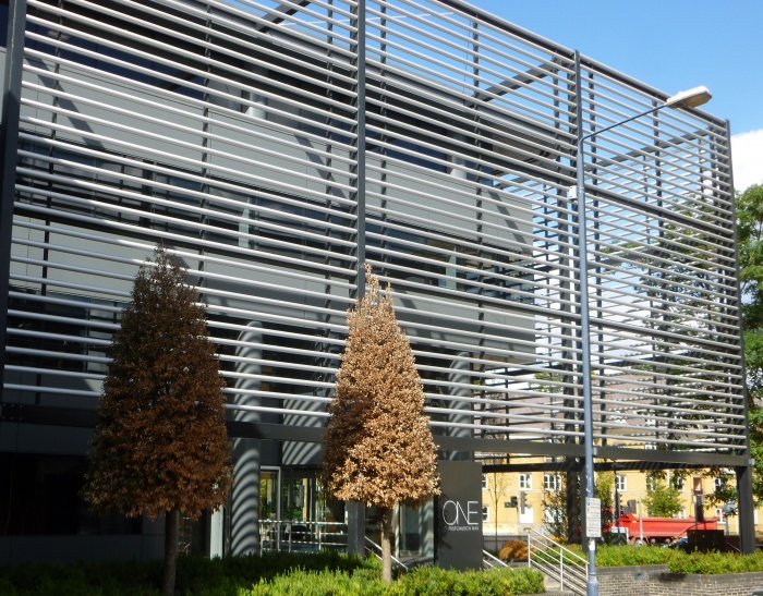 Use of steel in cladding systems - SteelConstruction.info