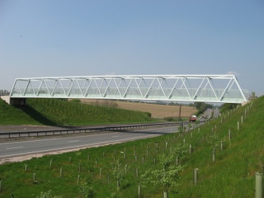 Design of steel footbridges - SteelConstruction.info