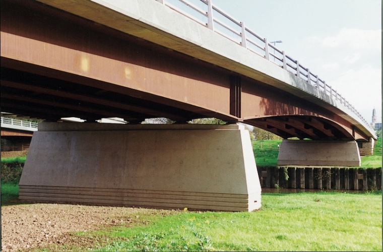 Material selection and product specification - SteelConstruction.info