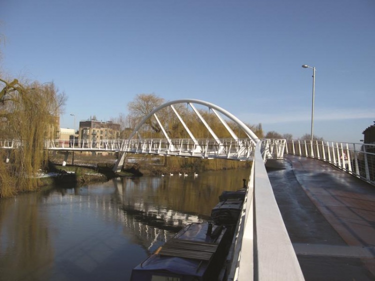 Cambridge Riverside Footbridge - SteelConstruction.info