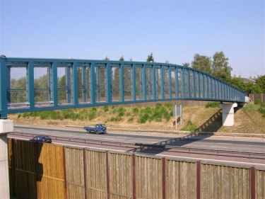 Half-through bridges - SteelConstruction.info